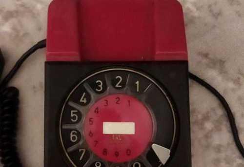 Телефон СССР дисковый. В рабочем состоянии