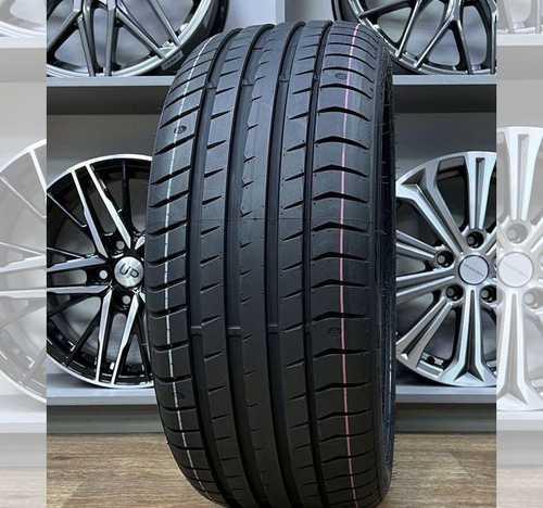 Triangle EffeXSport TH202 245/40 R20 99Y