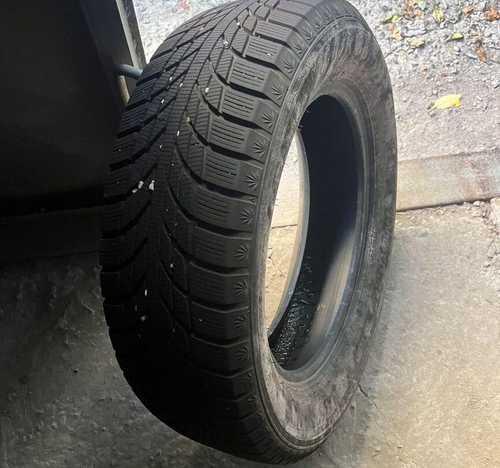 Winter Tact Snow + Ice 205/60 R16 71