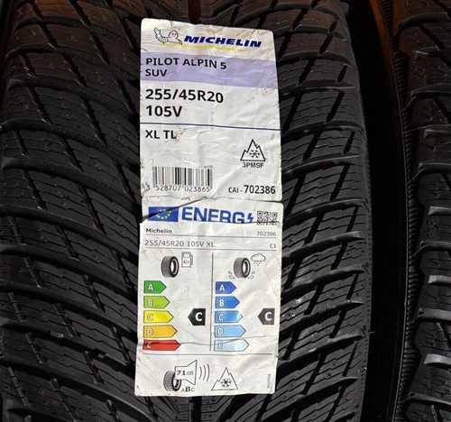 Michelin Pilot Alpin 5 255/45 R20 105Y