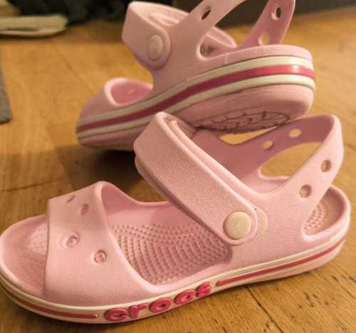 Сандалии crocs c12