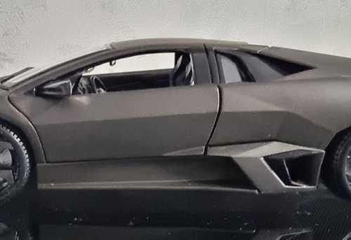 Коллекционная модель Lamborghini Reventon 1:18