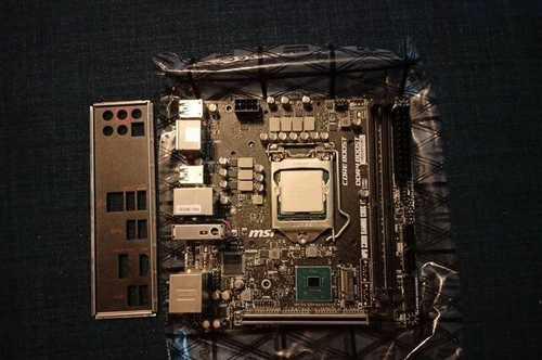 Intel Core i9 9900KF+MSI MPG Z390i gaming edge AC