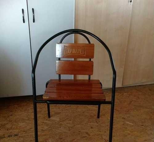 Стулья уличные бу