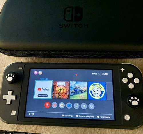 Nintendo switch lite с 3 играми