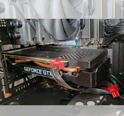 Видеокарта GTX1660 Super