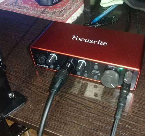 Звуковая карта Focusrite Scarlett 2i2 3rd gen