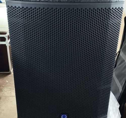 Turbosound iQ18B