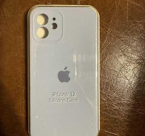 Чехол на iPhone 12