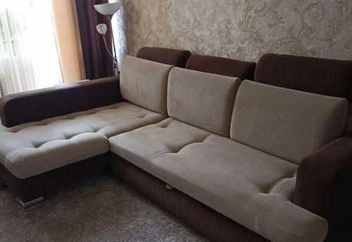 Большой угловой диван с отоманкой бу