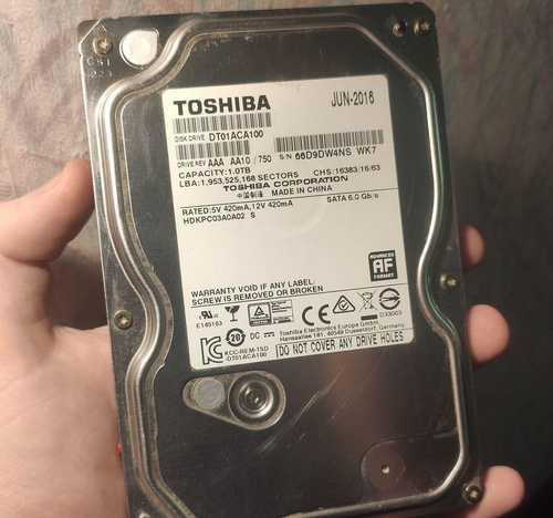 Жёсткий диск 1TB toshiba