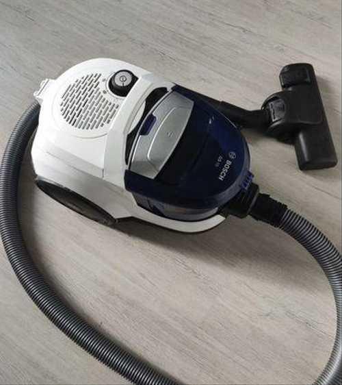 Пылесос Bosch GS-10 BGS 1U1805/11