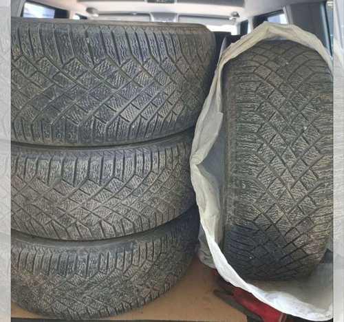 Continental ContiVikingContact 7 255/55 R19