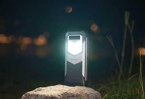Oukitel WP26: защищенный смартфон с мощным фонарем