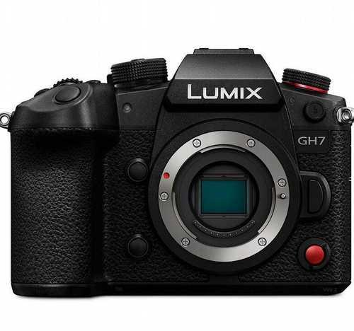 Фотоаппарат Panasonic Lumix DC-GH7 Body