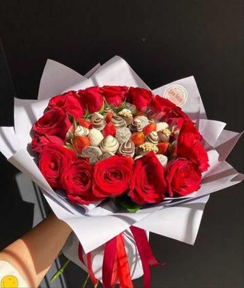 Клубника свежая Цветы Шоколад