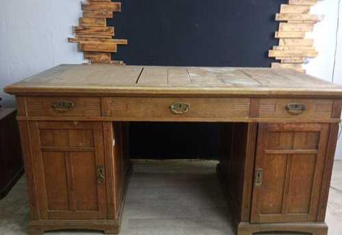Антикварный письменный стол. Модерн