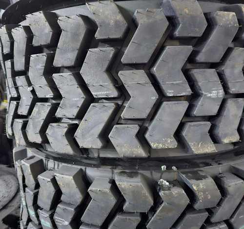Шина 12-16.5 погрузчика Bobcat Case Volvo Mustang