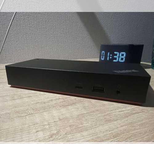 Док станция Lenovo ThinkPad Universal USB-C Dock