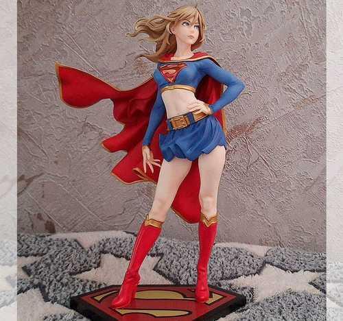 Фигурка Супергёрл / DC comics Super Girl