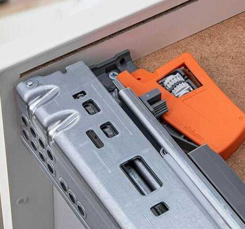 Направляющие Blum Movento Blumotion