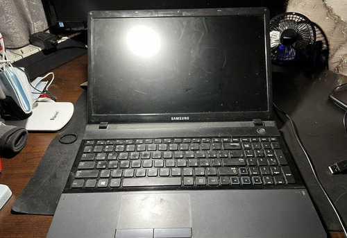 Ноутбук samsung np300e5c