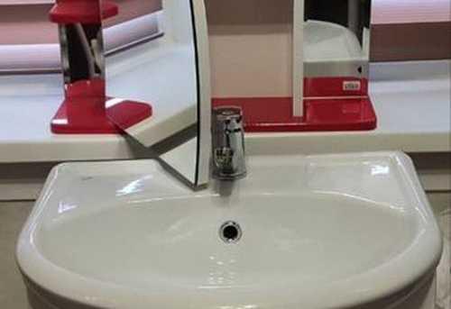 Тумба для ванной и зеркальный шкаф