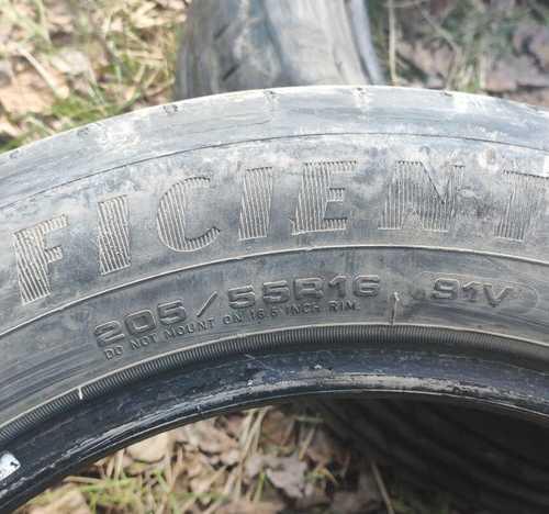 Goodyear EfficientGrip Performance 205/55 R16