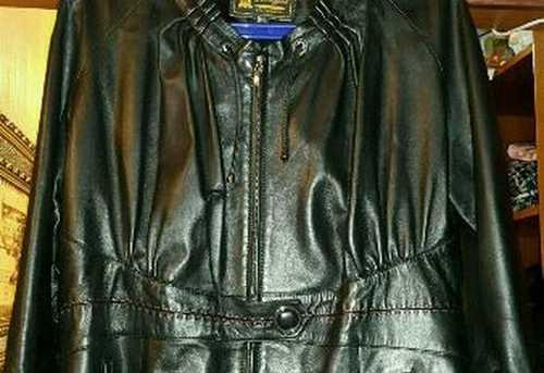 Женская кожаная черная куртка, 48 разм