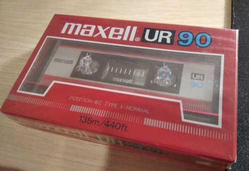 Аудиокассета Maxell UR 90