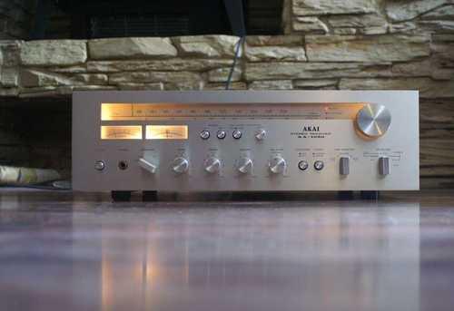 Akai AA-1030 с тюнером /1976г /отправка/220 вольт