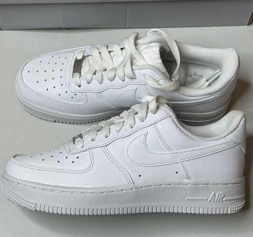 Кроссовки Nike Air Force 1 '07 «Triple White»