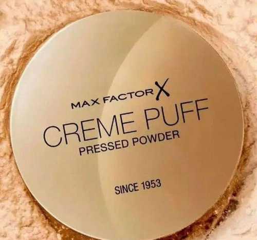 Max Factor Компактная пудра Creme Puff тон 41