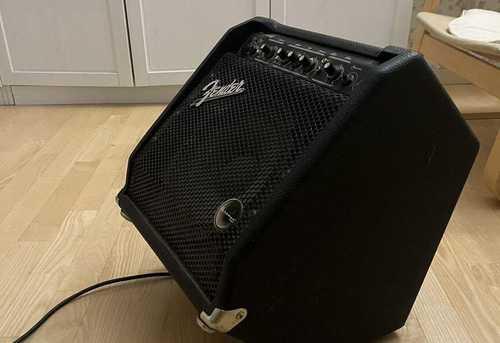 Басовый комбоусилитель Fender Bassman 25