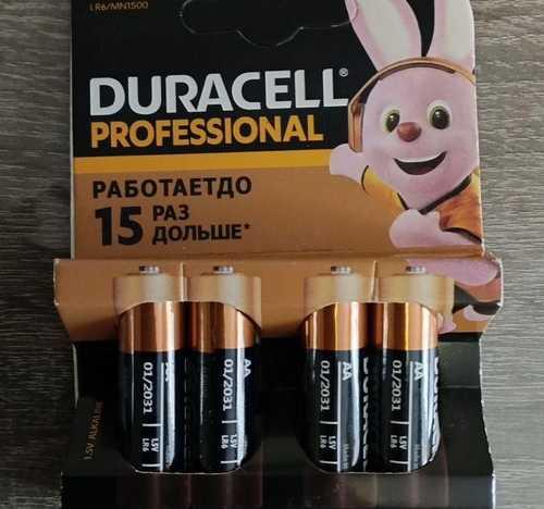 Батарейки Duracell пальчиковые