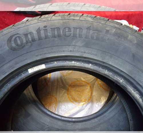 Continental ContiCrossContact LX 215/65 R16