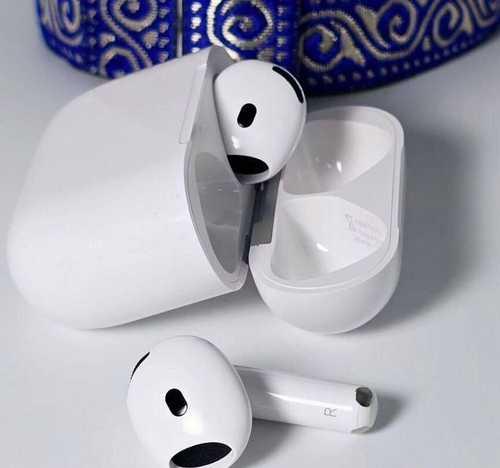 Apple AirPods 4 anc