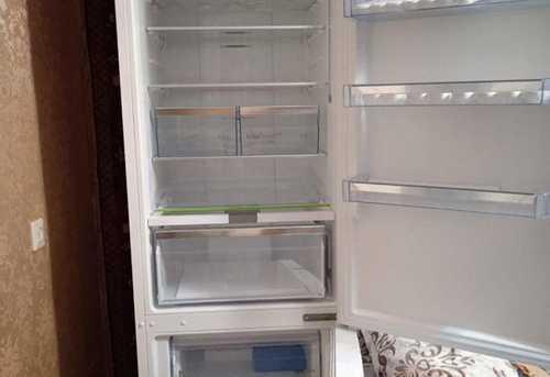 Холодильник бу Bosch KGN39AW2AR