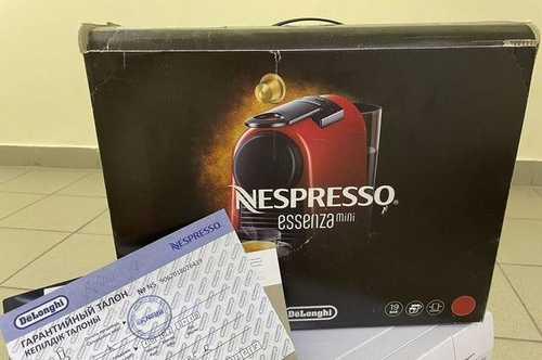 Кофемашина капсульнаяNespresso Essenza Mini