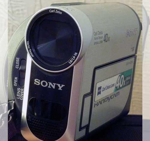 Видеокамера Sony handycam