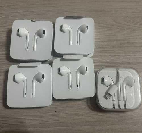 Наушники Earpods
