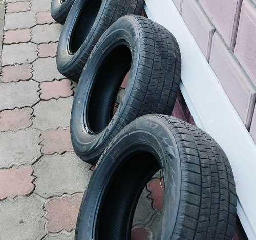 Bridgestone Blizzak VRX2 195/65 R15 91Q