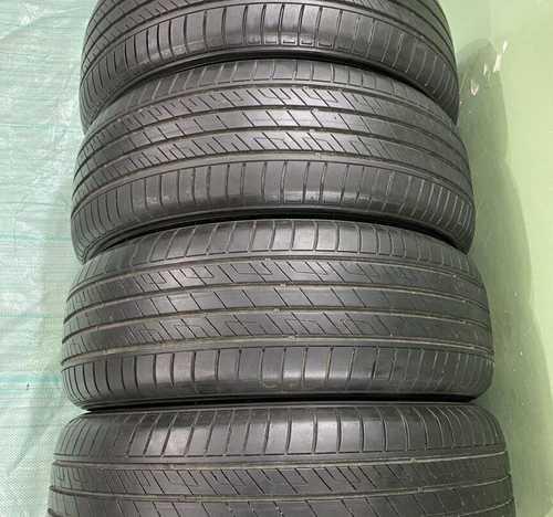 Kumho Solus HS63 225/55 R18 98V