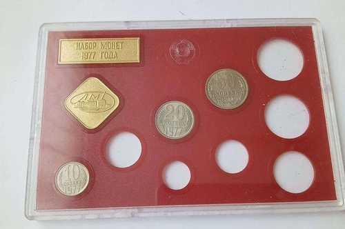 Годовые наборы монет СССР 1977.1984.1989.1988 год