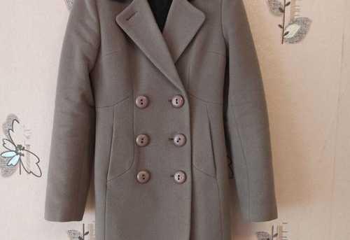 Пальто зимнее женское 40 размер