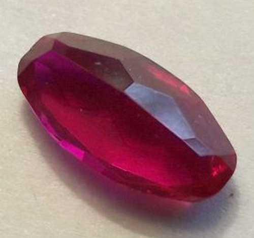 Советский искусственный рубин - 1,5х0,8см