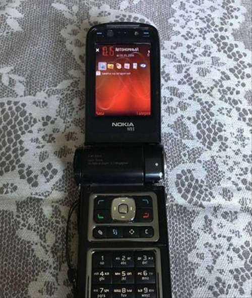 Телефон Nokia n93