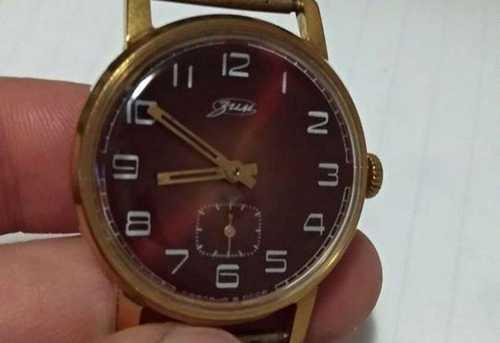 Позолоченные часы СССР
