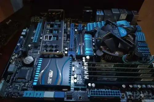 Asus p8p67 deluxe+i7 2600k+16gb+fan