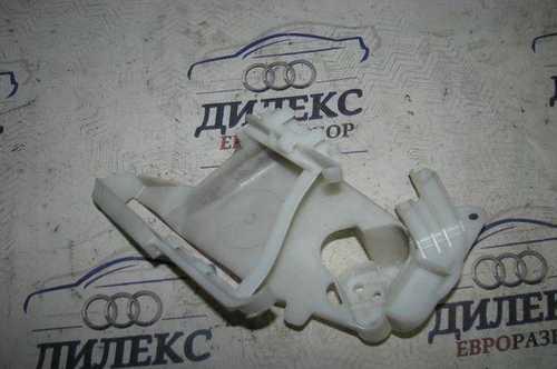 Кронштейн (сопут. товар) VW Passat (B6) 2005-2010